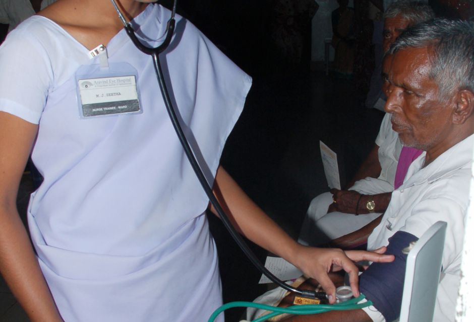 Measuring Blood Pressure using manual Sphygmomanometer